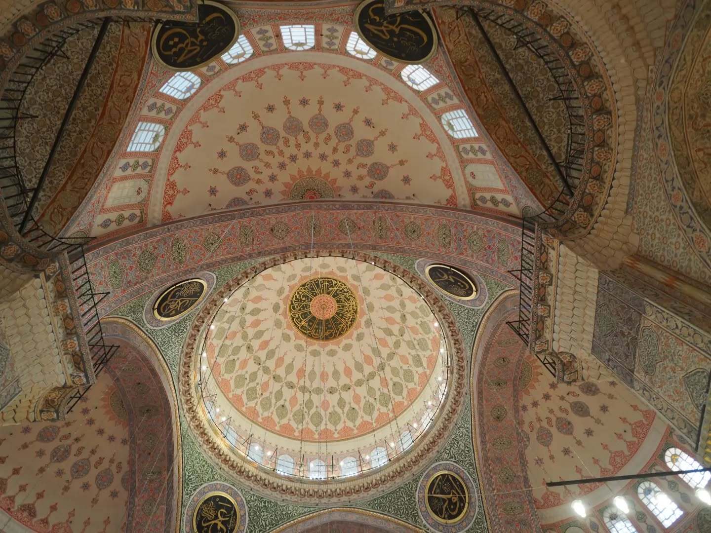 New Mosque Walking Tour with Audio Guide